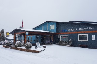 Fernie Hotel-BC Canada Resort | Red Tree Lodge
